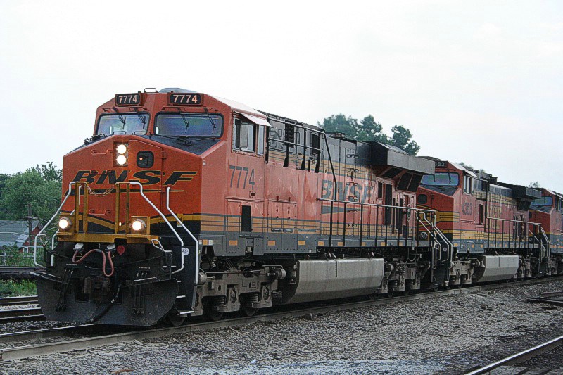 BNSF 7774